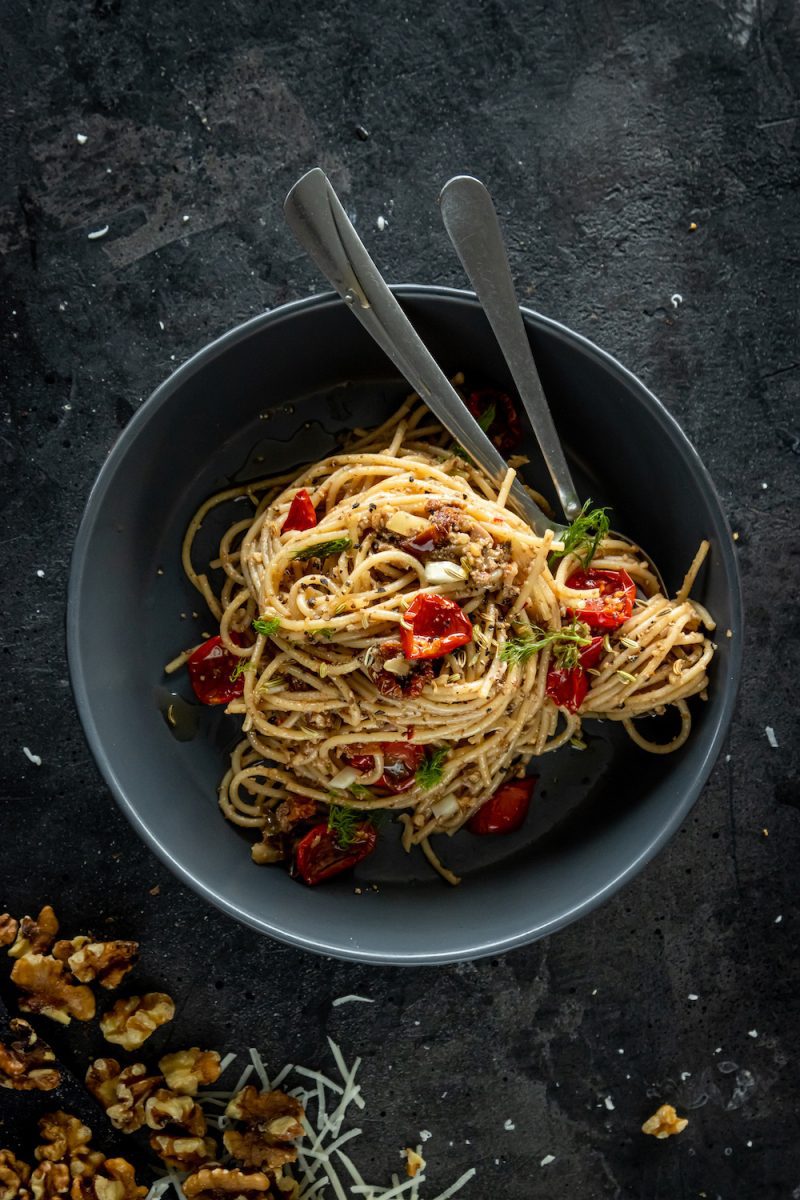 Walnuts, Fennel and Garlic Mince Pasta - California Walnuts