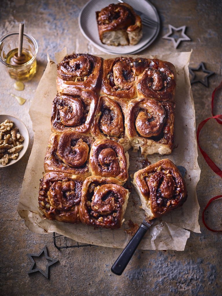 Cinnamon Chelsea Buns - California Walnuts